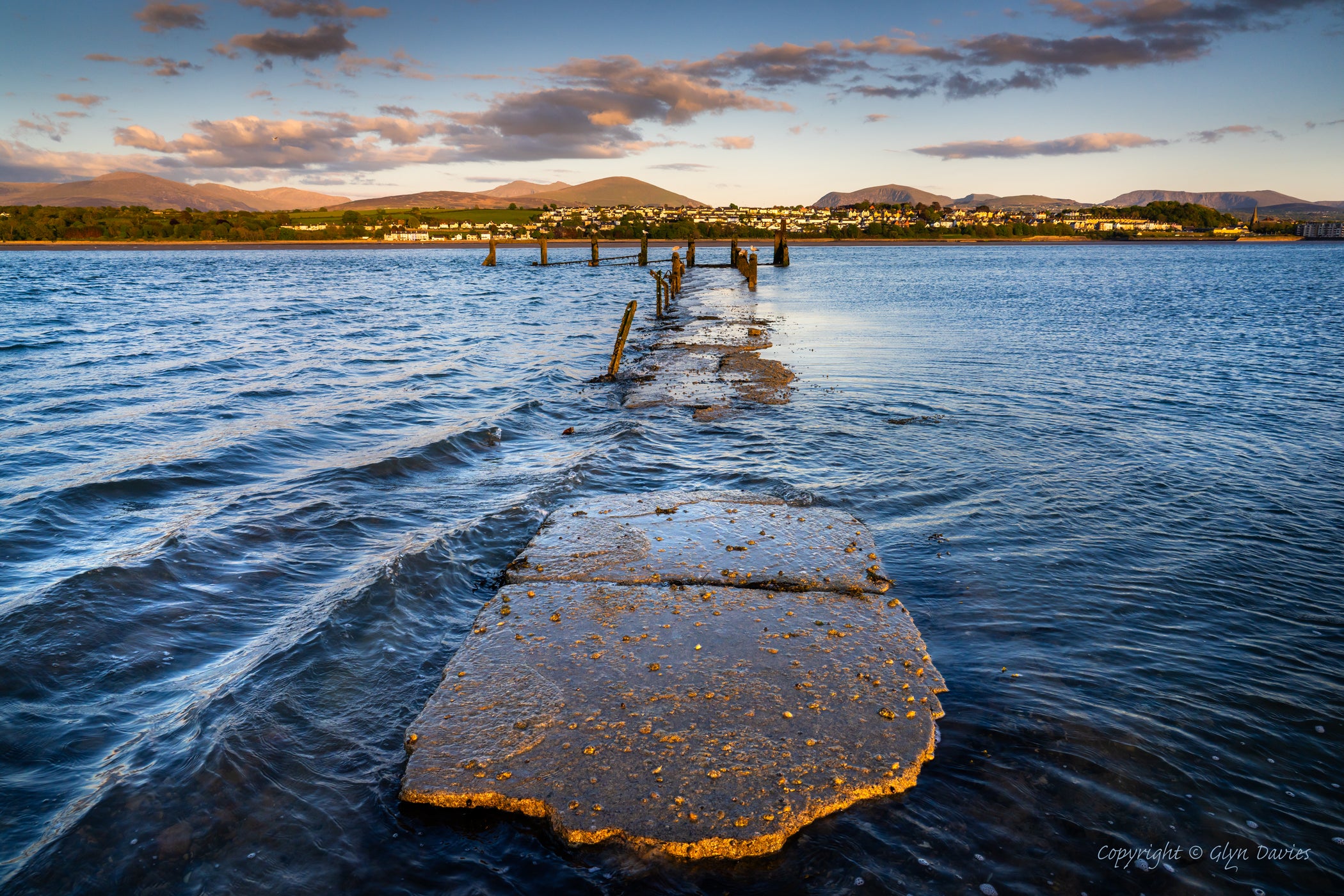 "The Ghost Ferry to Caernarfon" Menai Strait – Glyn Davies Photo Gallery